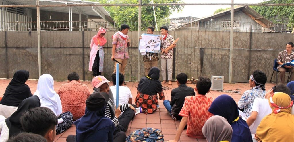 Mengenal SMP the Indonesia Natural School. Sekolah Inklusi di Kota ...