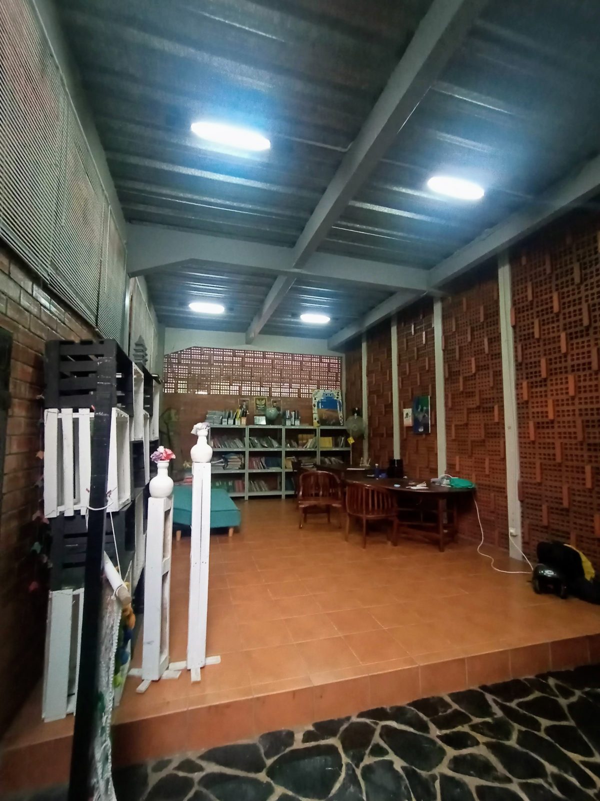 SMP the Indonesia Natural School: Perbaikan Perpustakaan Sutan Sjahrir